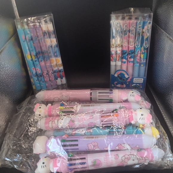 Hello Kitty | Party Supplies | Free Hello Kitty Multicolor Pen Set ...